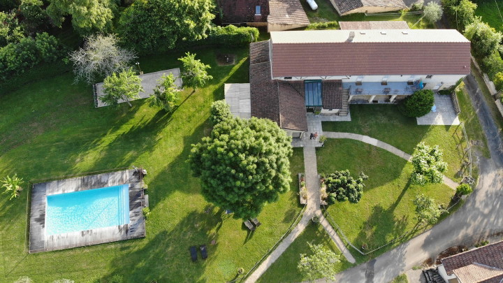 La Grange Du Mas "Ferme D'anna" Gite 15 Personnes - Dordogne