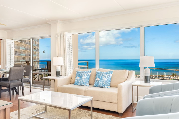 Ocean & City Views Family-friend Vacation Getaway At Ilikai Hotel By Beach - Kailua, HI