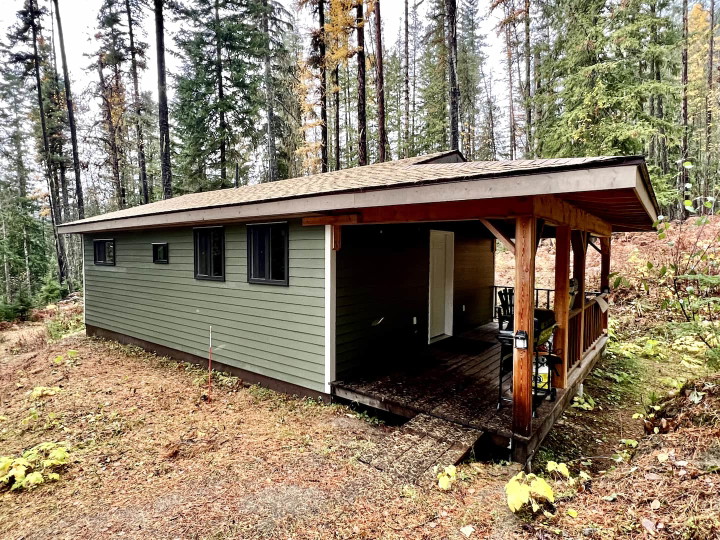 Private Forest Cabin - Canada