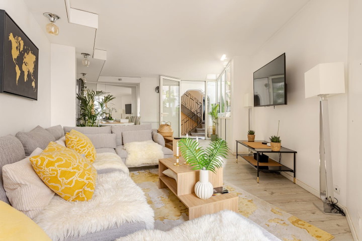 Private Home: In The Land Of Volcanoes - Cournon-d'Auvergne