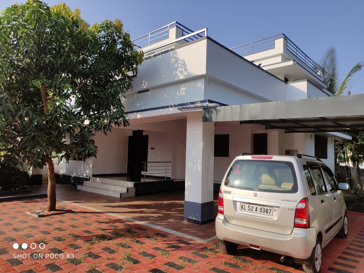 House Facing Paddy Field With Privacy, Fresh Air - Alathur