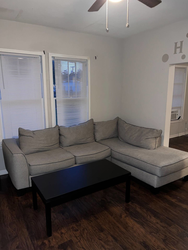 Cozy B Duplex - Beaumont, TX