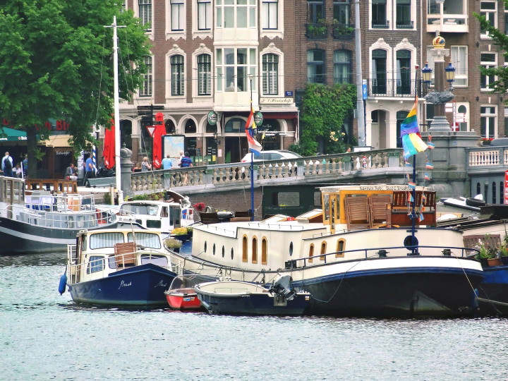 Art Nouveau Houseboat Overvieuwing Amstel River - Amsterdam
