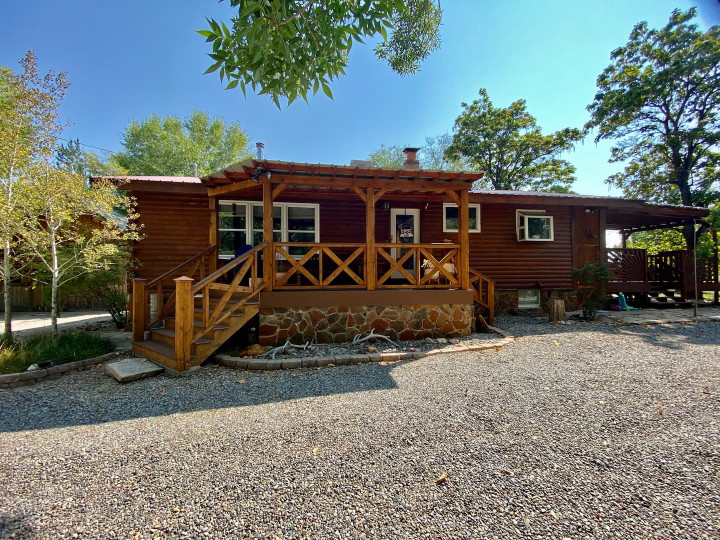Farmhouse Basement Apartment - Grand Junction, CO