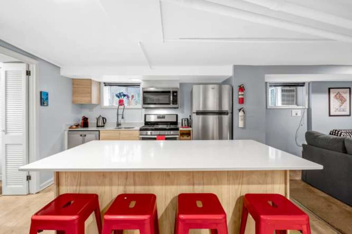 Apt In Leafy Nw Dc, Off-st Parking, Close To Metro - Georgetown, DC