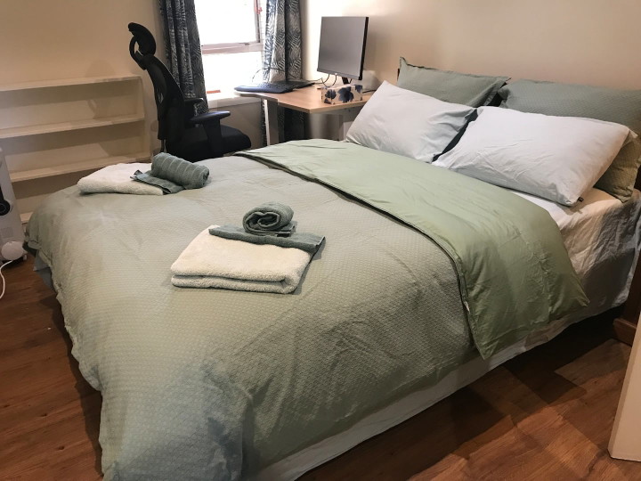 Newly Renovated - Private Bed Room And A Living - New Zealand