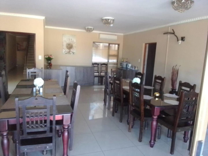 Welcome To Setumishi Royal Lodge Live Like A King. - Lephalale
