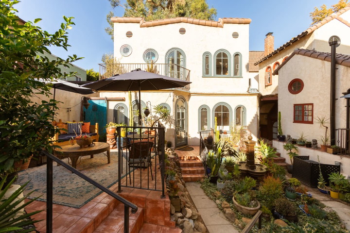 Historic La Oasis With Outdoor Courtyard - Los Angeles
