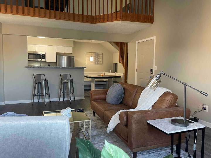 Private Executive Suite #3- Large Two Bedroom - Thornton, CO