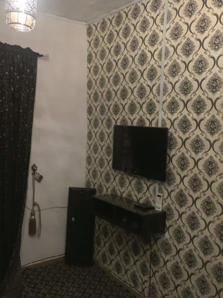 Lovely 1-bedroom Unit With Parking On Premises - カノ