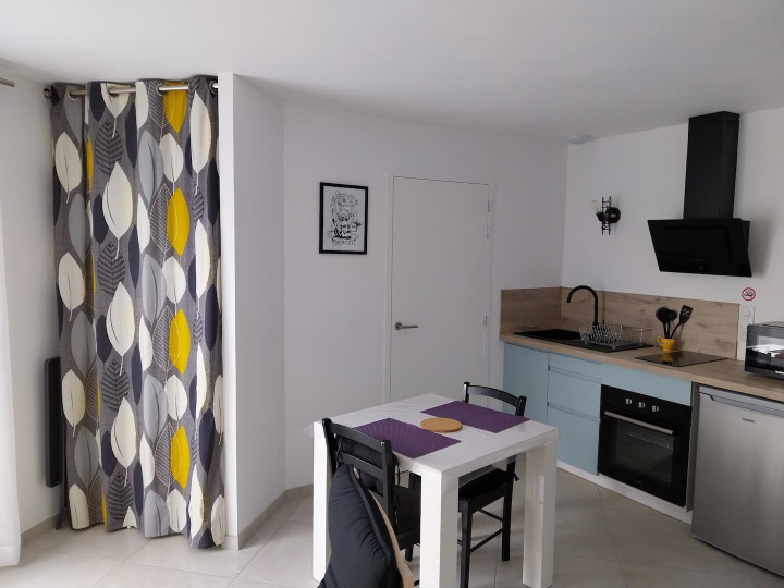 Studio For Rent - Clisson