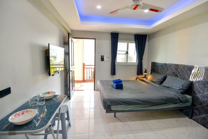 Patong Studio | Pool | 700m To Beach & Nightlife - Karon Beach