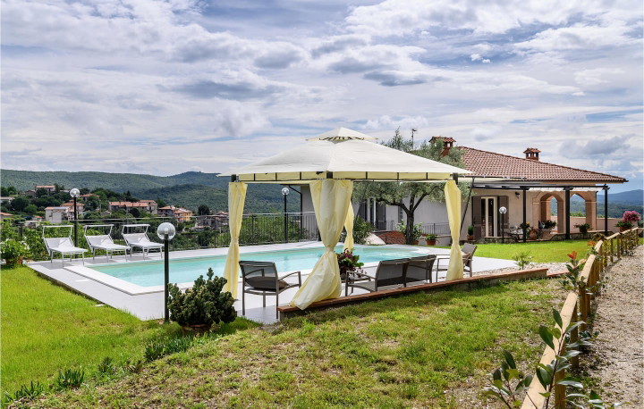 Lovely Home In Amelia With Kitchen - Italia