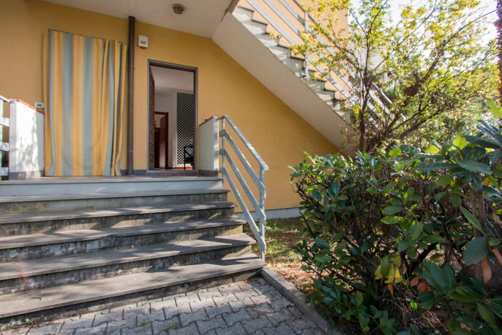 House With Garden Near The Sea - Marina di Massa