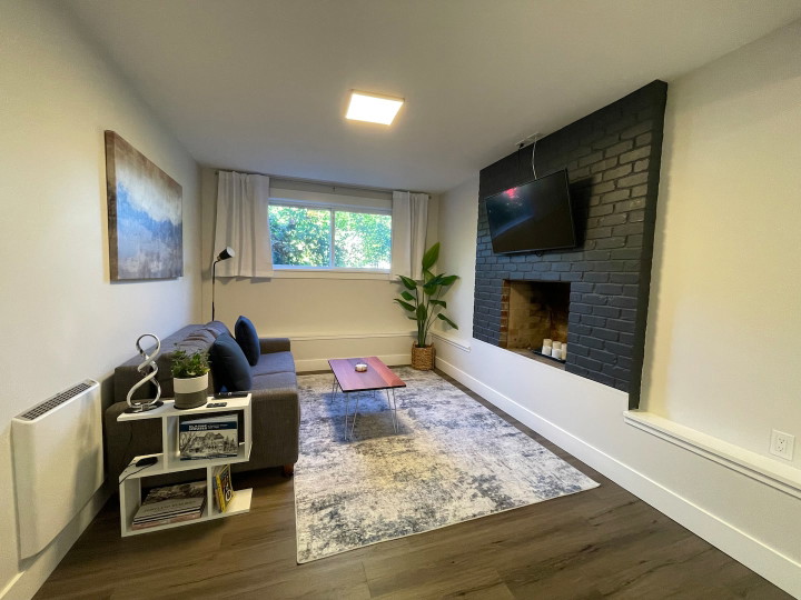 Modern Private Full Suite, Central Location. - Portland, OR