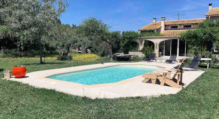 Gite Jacuzzi Piscine Camargue - Bellegarde