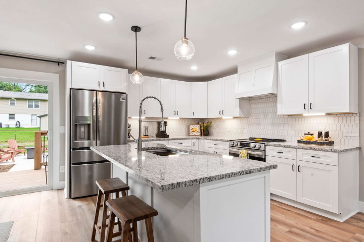 Green Rock Cottage Near Omniplex & Depot Park - Cullman, AL