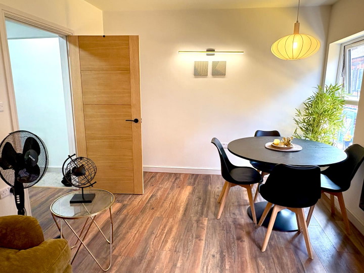 A1 Hightown Aprtmnt, Steps Frm Luton Train Station - Luton