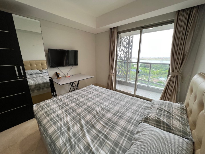 Pik Gold Coast Sea View Apartment - Indonesia