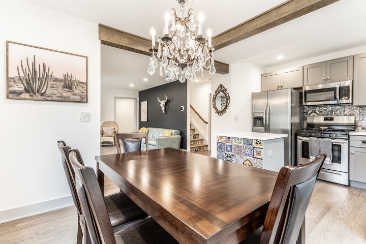 La Casa Negra - Spanish Townhome In Sobro - Carmel, IN