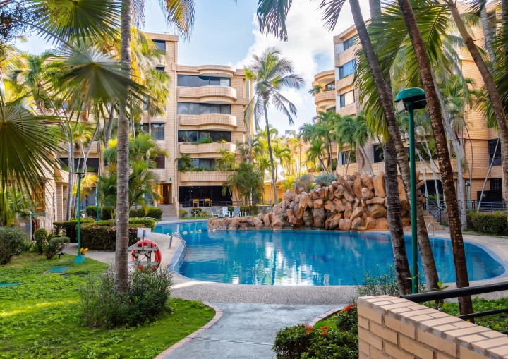 Cosy Apartment Opposite City Place Shopping Centre - Venezuela