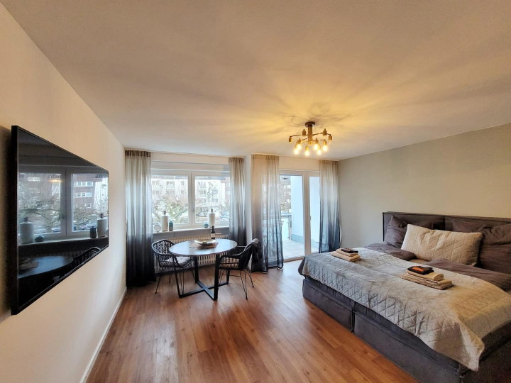 Central. ÉLégant. Avec Balcon Au Château En Sb ! - Sarre