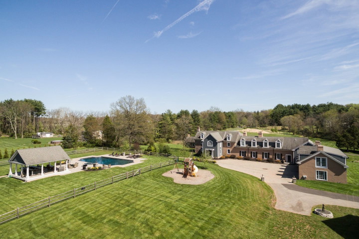 Expansive Modern Farm House On 8 Park-like Acres - Conshohocken, PA