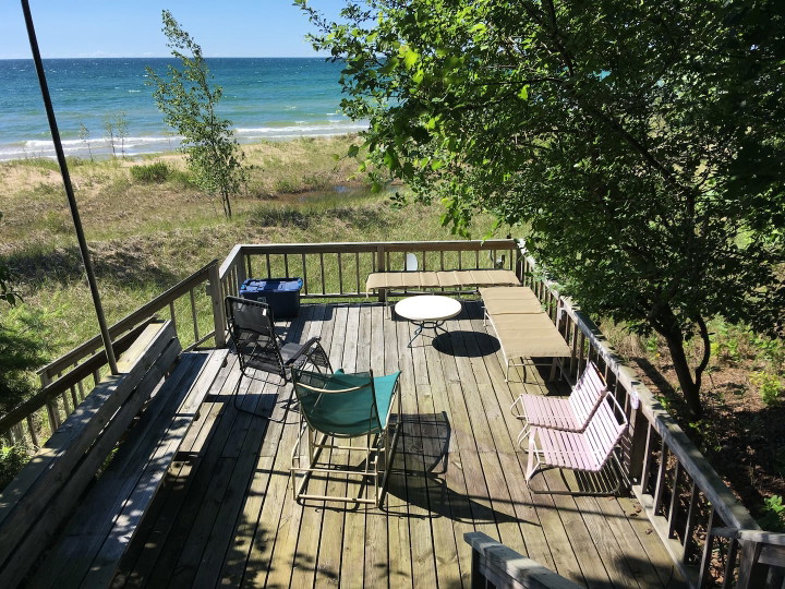 Large Beachfront Home On Lake Michigan - Pentwater, MI