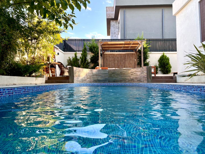 Heated Pool Modern Villa & Fireplace - Silivri
