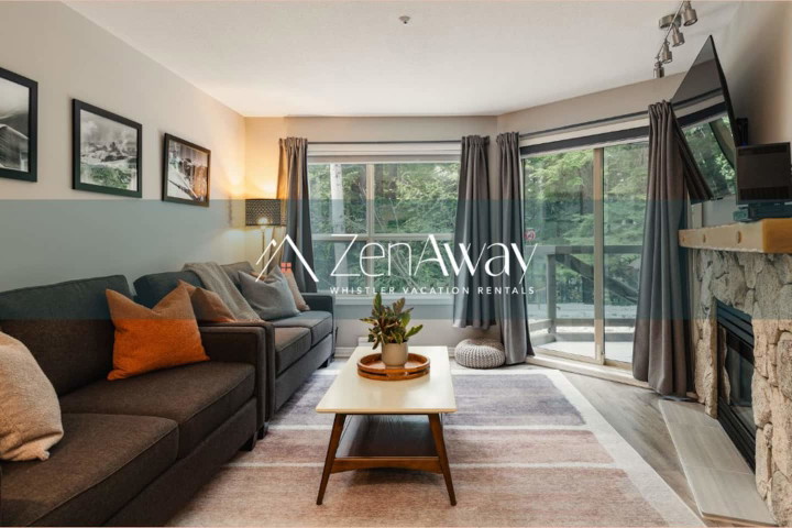 ︎Skywalk Ski In/out Suite ︎1 Br - 3 Hot Tubs & Pool | The Aspens - ウィスラー