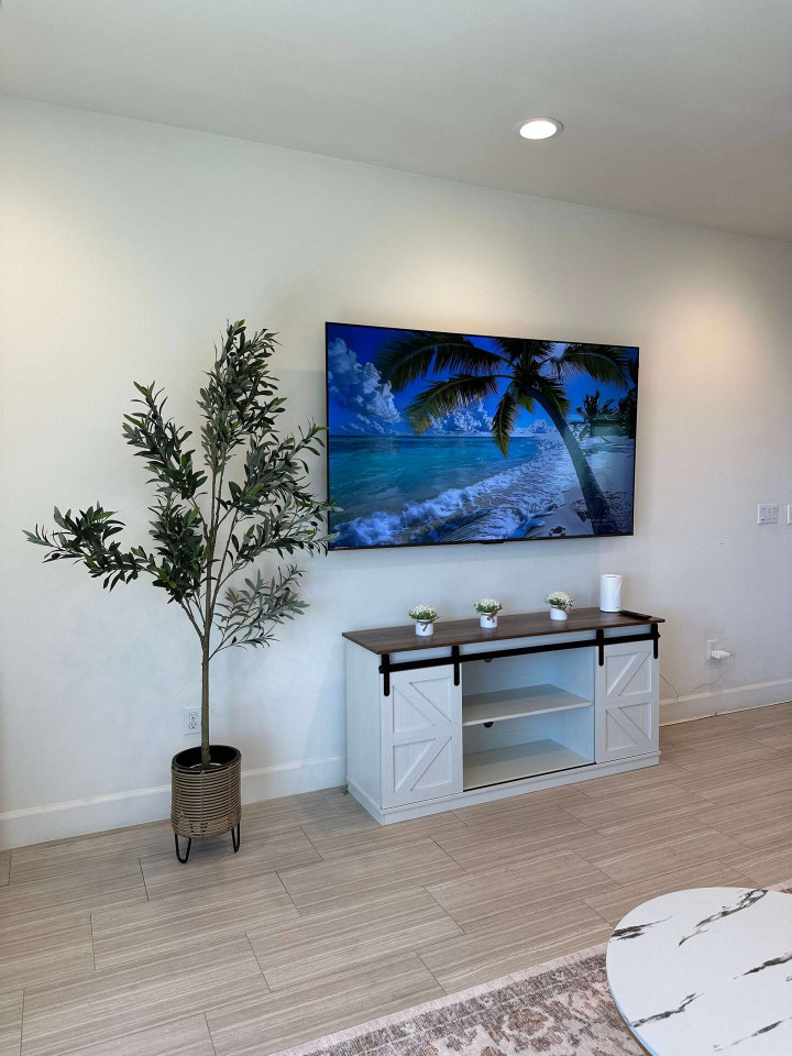3br Townhouse Near Disneyland, Flexible Stays - Stanton, CA