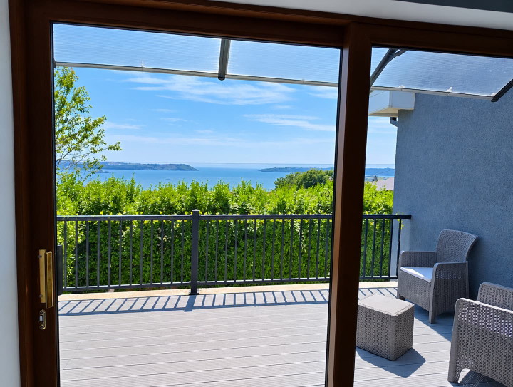 Sea View Apartment In Cobh - Cobh