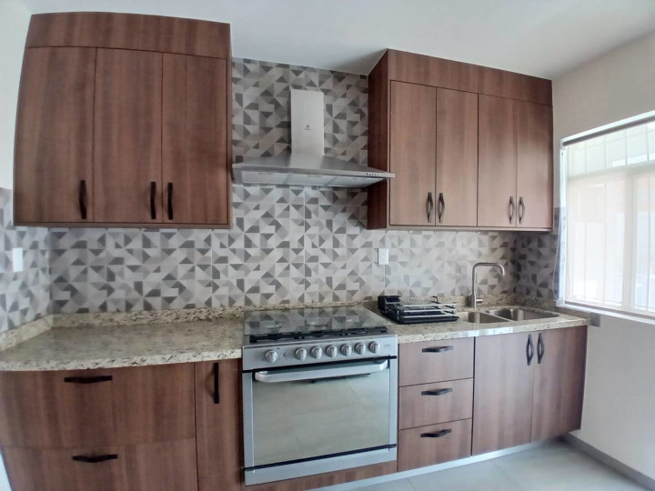 Large House, 4 Bedrooms. - San Luis Potosí