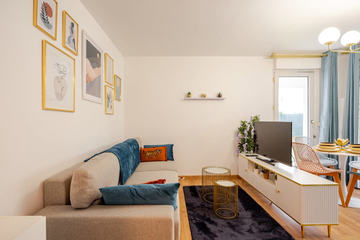 Apartment With A Garden In The City Center - Montmorency