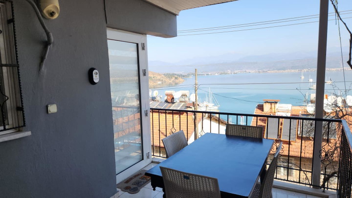 Deniz Manzaralı Ve Teraslı, Merkeze Yakın Daire - Çalış Beach