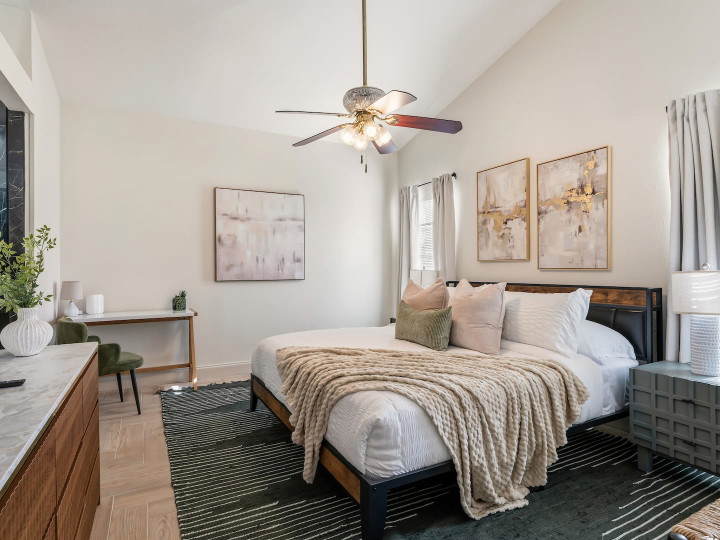Berrywood Stay | Pool + Fire Pit + Foosball - Garland, TX