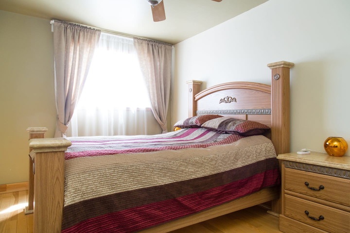 Comfy | Spacious | Free Parking | Self Check-in - Boucherville