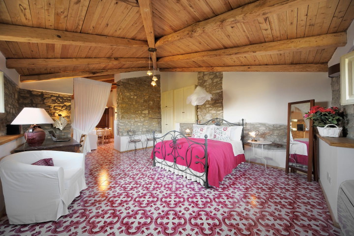 Cozy Penthouse In Old Village - Castellabate