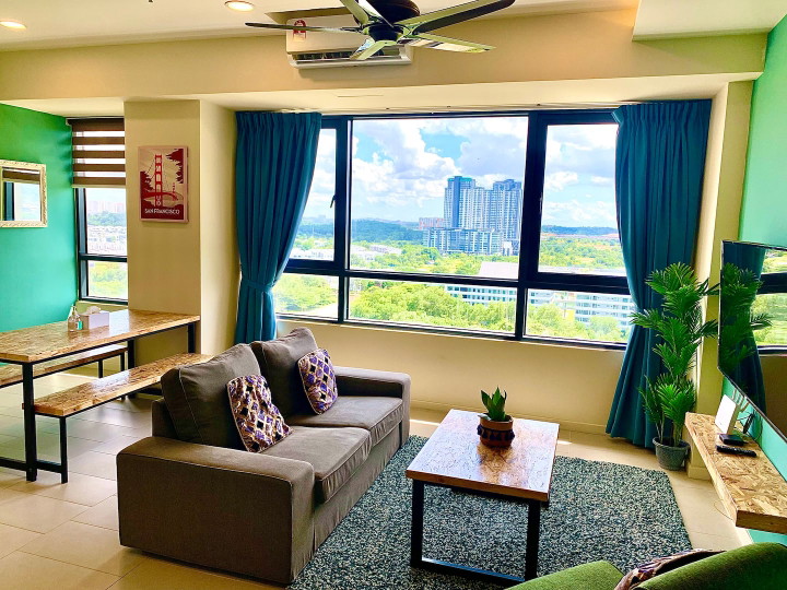 Jade @ Tamarind Vectoria Homes | Netflix | Wifi - Cyberjaya