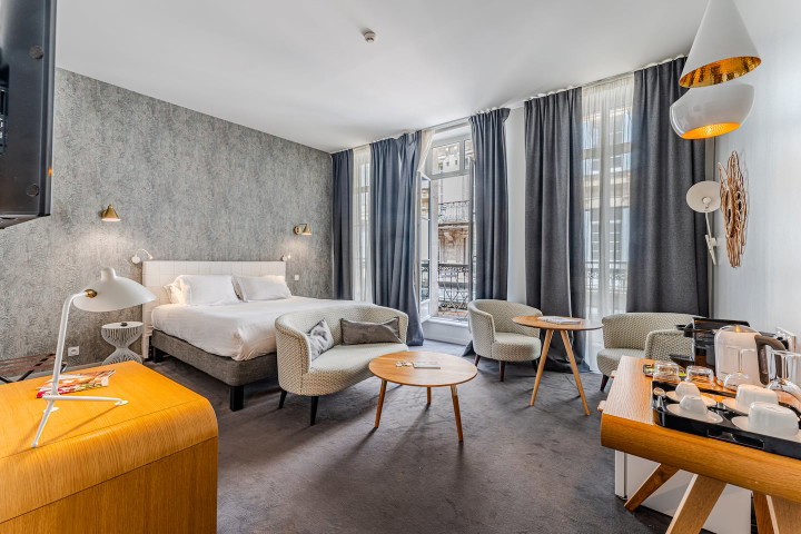 Suite De Prestige Avec Clim, Balcon Privé - Bordeaux