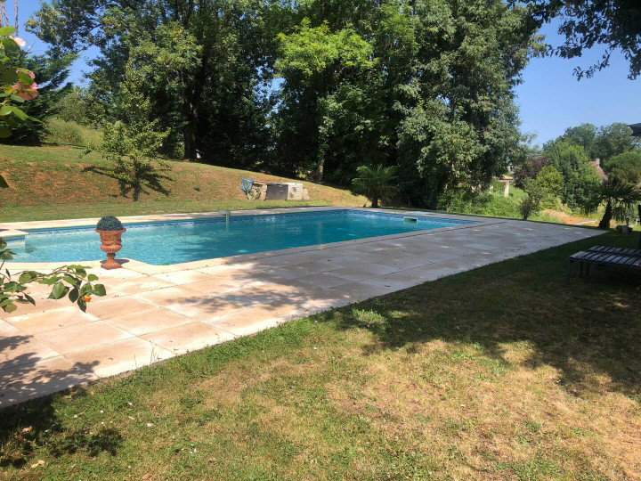 Belle Maison Avec Piscine - Périgueux