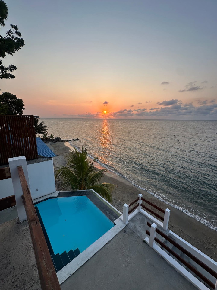 Modern Beach Condo - Omoa