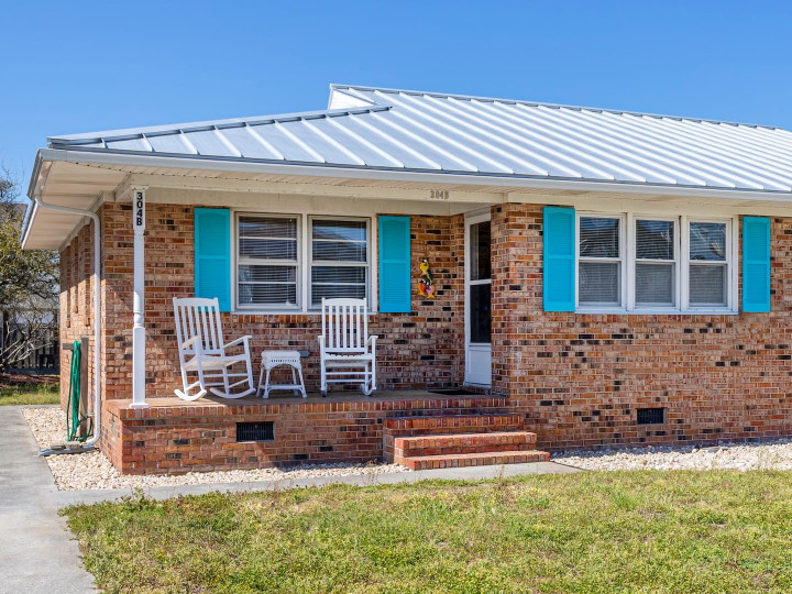 The Winnwill~ Charming Beachside Retreat - Nags Head, NC