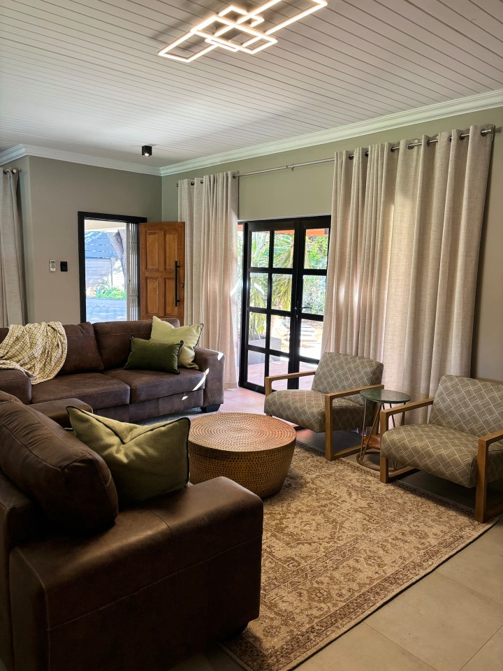 51 Carrington Airbnb - Kimberley