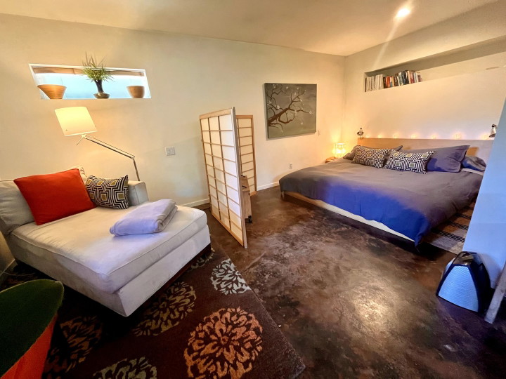 Peaceful Bamboo Studio Ac, Parking, Quiet, Deck - Calabasas, CA