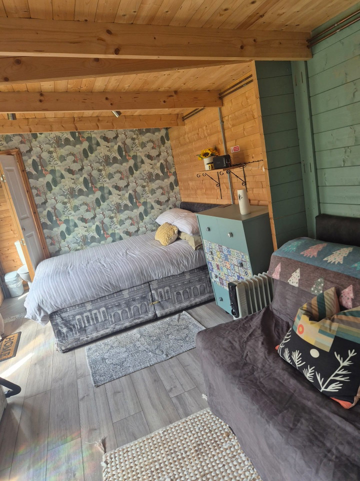 Super Cosy, Self-contained Cabin Private Ensuite - Cardiff