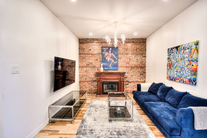 Bel Appartement 3&nbsp;Chambres Dans Le Célèbre Quartier Sainte-catherine De Montréal - Longueuil