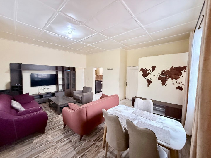 Prime Sinkor Stay|2brnear Beaches, Dining&business - Liberia