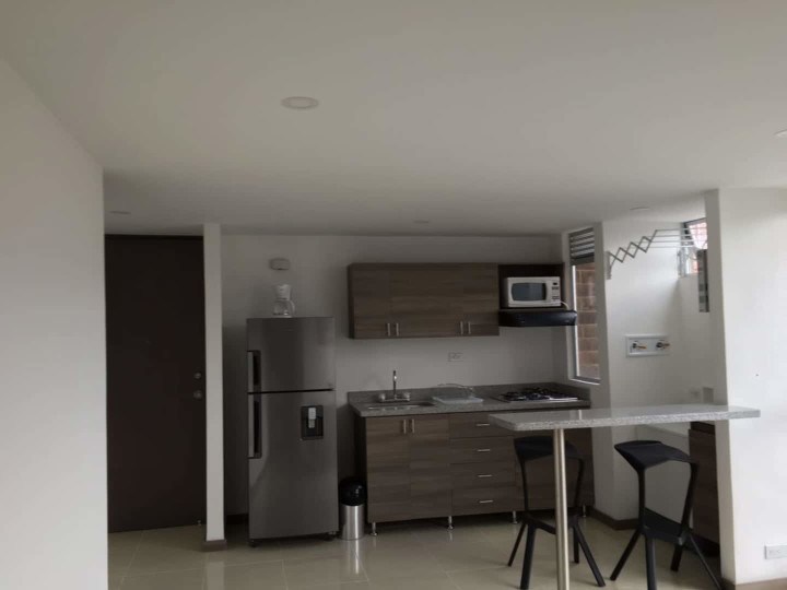 12th F, Air Cond Poblado Apartment, Balcony, Metro - Medellín