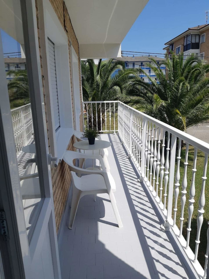 Apartamento En Playa De Ris Noja. - Noja